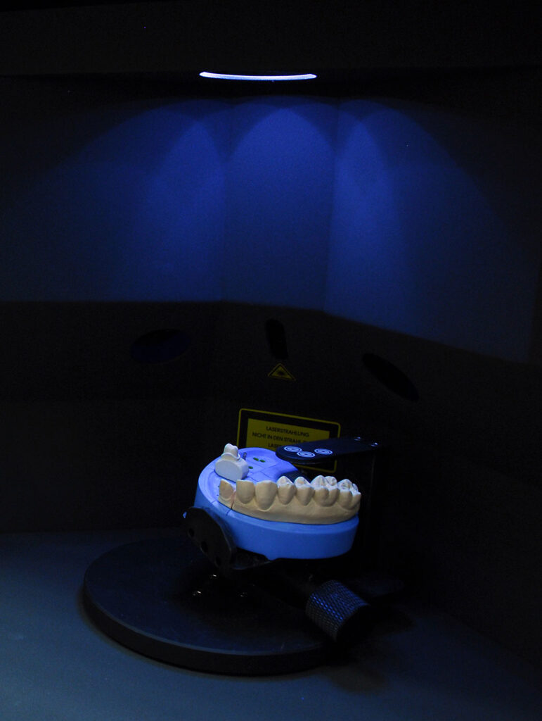 CAD/CAM-Technik – Miro & Buntenbach